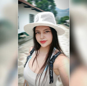 ดู Emily Moreno ไลฟ์สตรีมสดบน BIGO LIVE