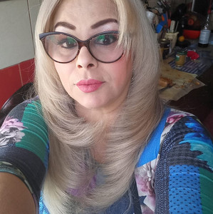 Watch Enache Daniela Live Stream on BIGO LIVE